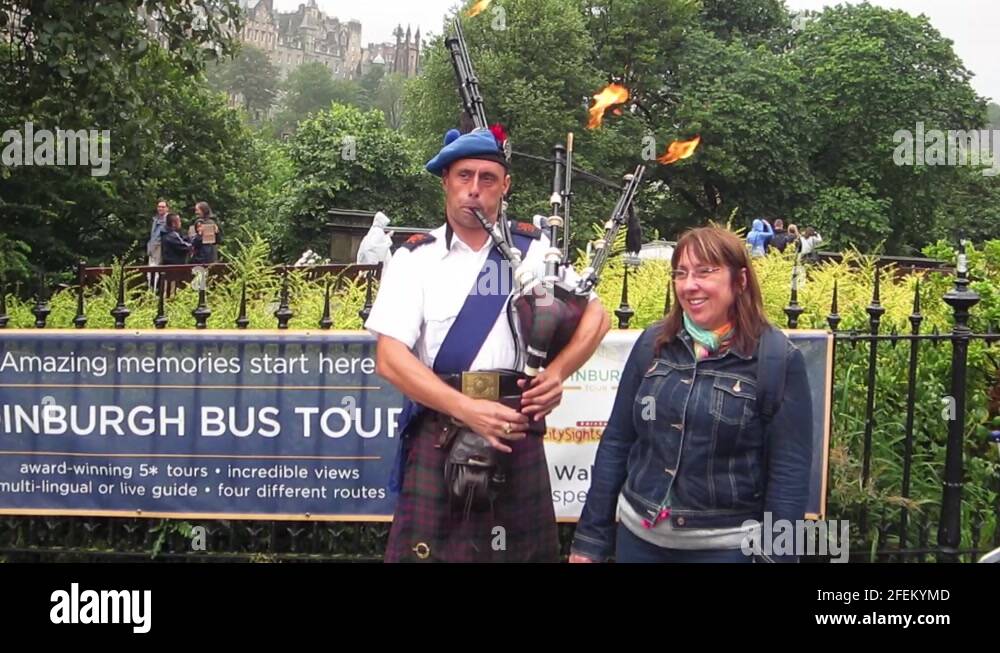 Battle bagpipes Stock Videos & Footage - HD and 4K Video Clips - Alamy