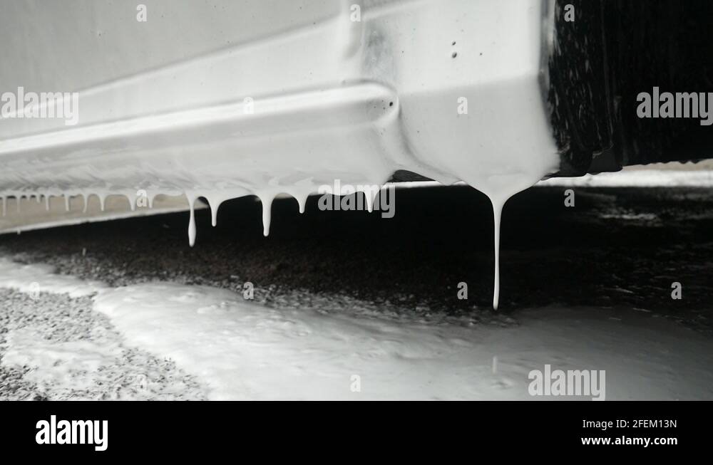 Dripping snow foam Stock Videos & Footage - HD and 4K Video Clips - Alamy