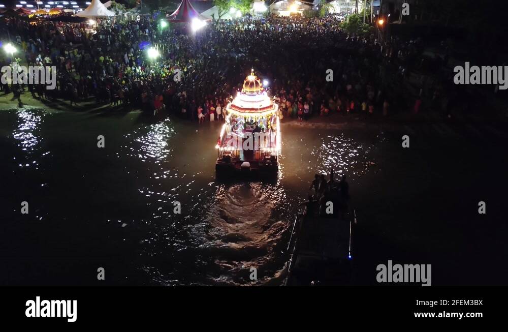 Back view of floating chariot and the devotees Stock Video Footage - Alamy