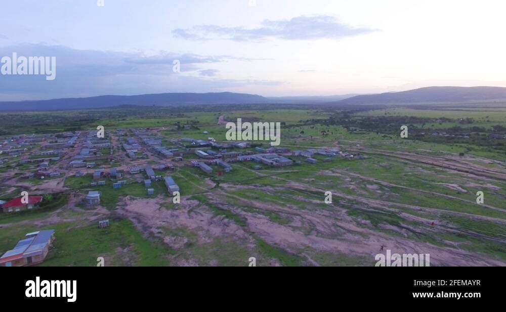 Maasai mara huts Stock Videos & Footage - HD and 4K Video Clips - Alamy