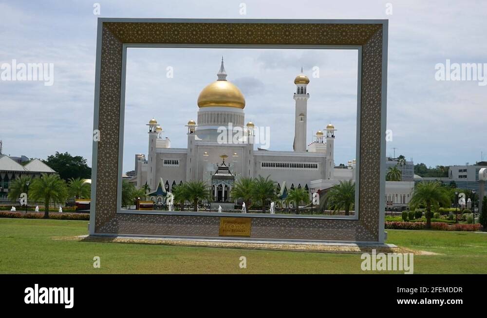Motive frame Stock Videos & Footage - HD and 4K Video Clips - Alamy