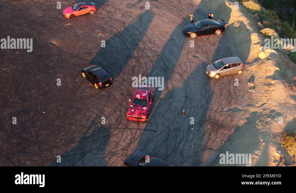 Wrapped camo Dodge Challenger Hellcat Muscle and sports cars doing ...
