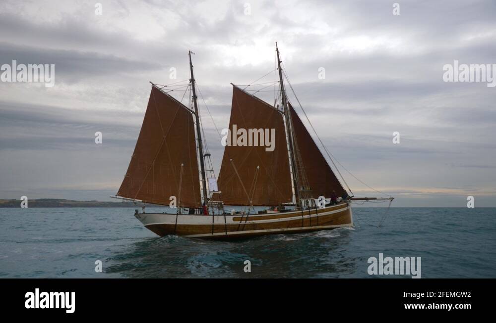Cruising ketch Stock Videos & Footage - HD and 4K Video Clips - Alamy