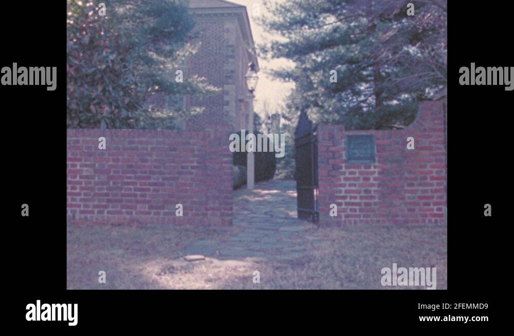 Path gate Stock Videos & Footage - HD and 4K Video Clips - Alamy