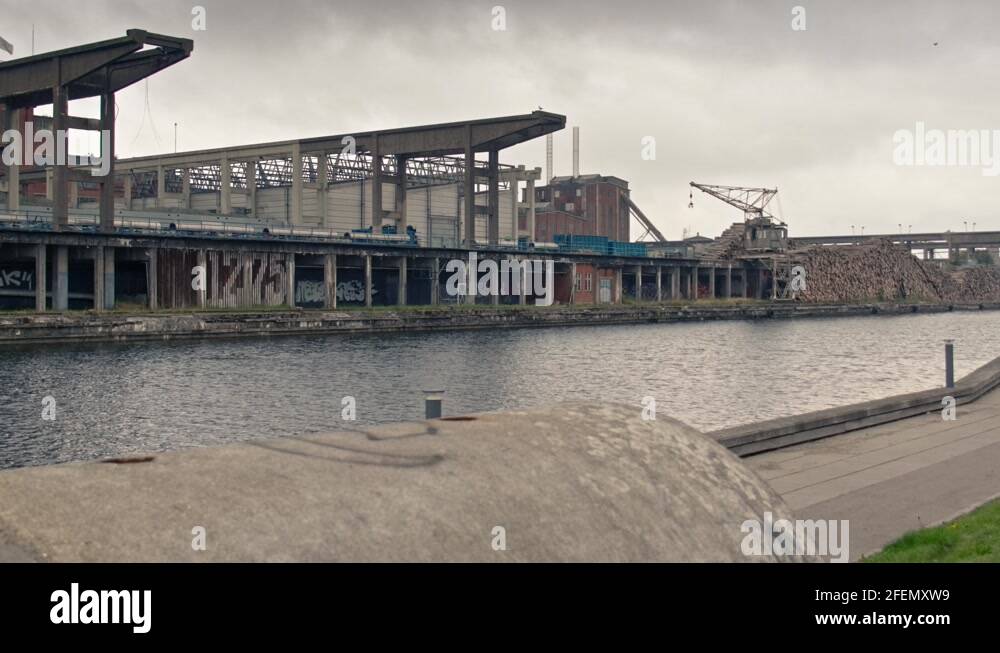 Bulding facade Stock Videos & Footage - HD and 4K Video Clips - Alamy