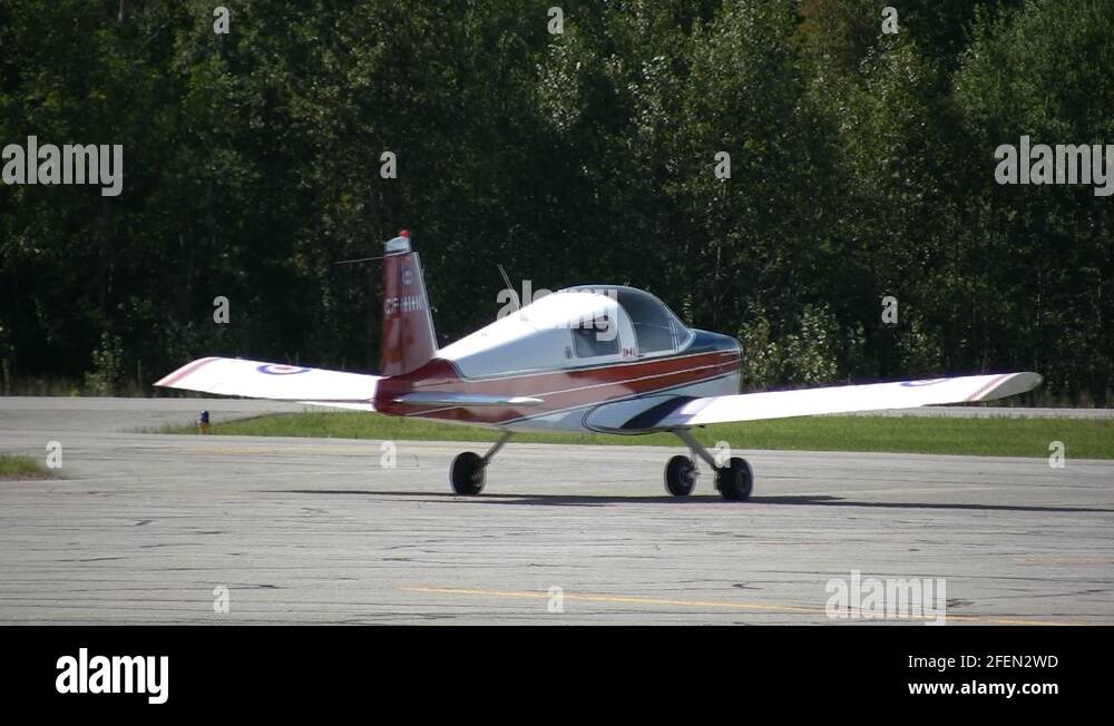 Single engine light aircraft Stock Videos & Footage - HD and 4K Video ...