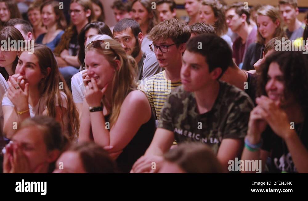 Audience clapping school Stock Videos & Footage - HD and 4K Video Clips ...