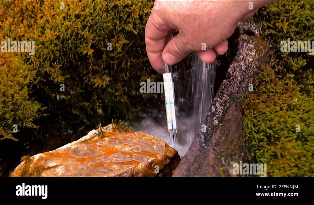 Measuring water flow Stock Videos & Footage - HD and 4K Video Clips - Alamy