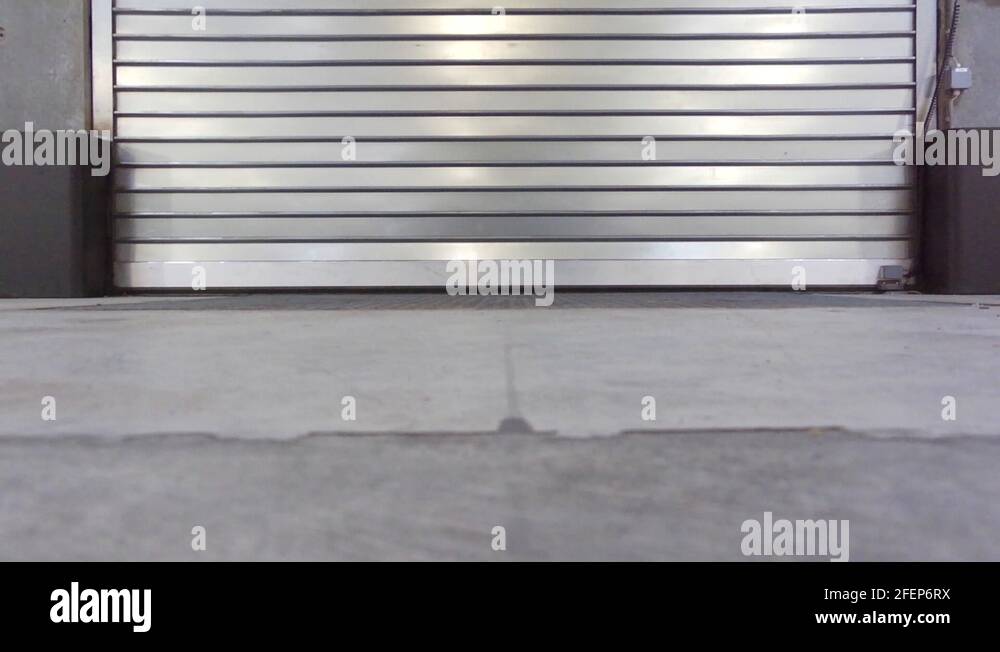 Cargo bay Stock Videos & Footage - HD and 4K Video Clips - Alamy