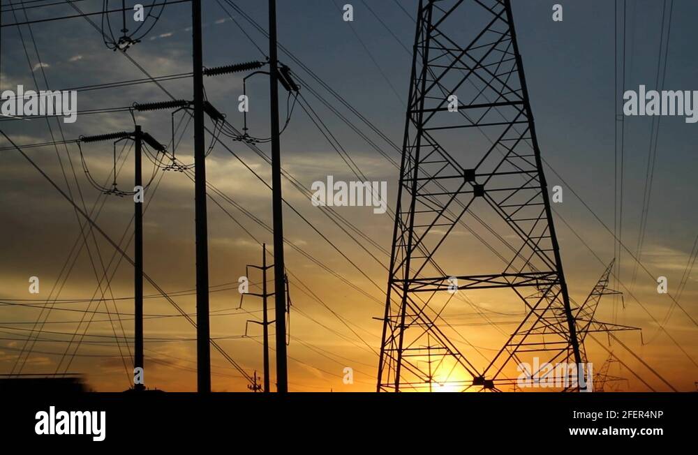 3 pylons Stock Videos & Footage - HD and 4K Video Clips - Alamy