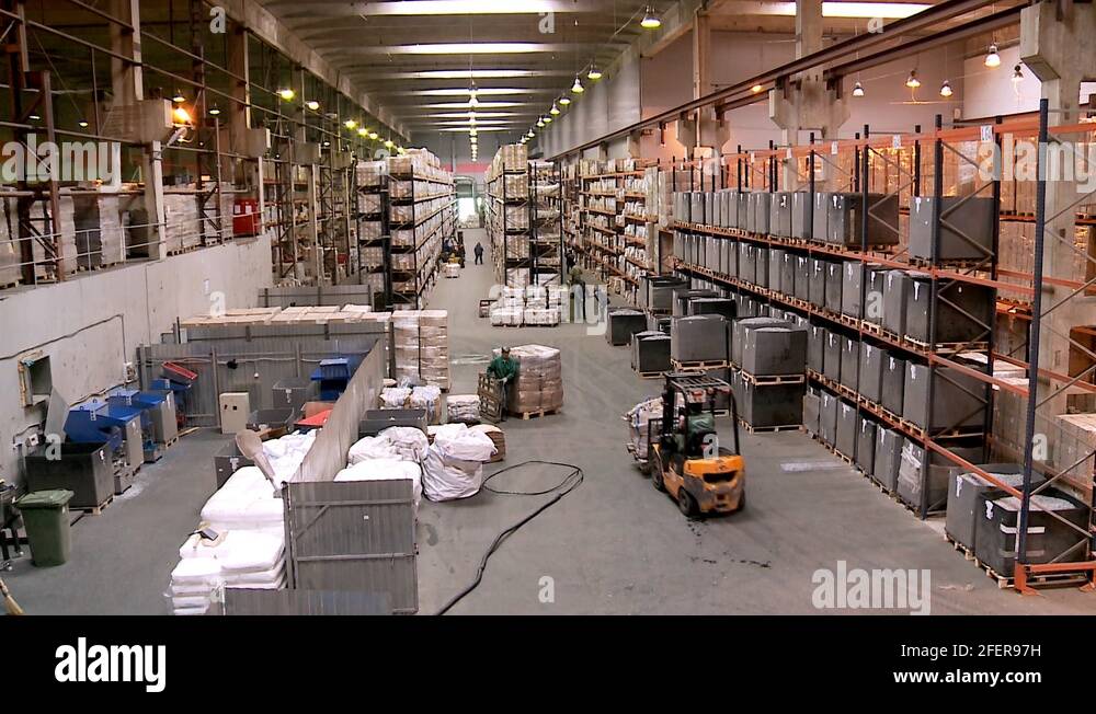 Warehouse complex Stock Videos & Footage - HD and 4K Video Clips - Alamy
