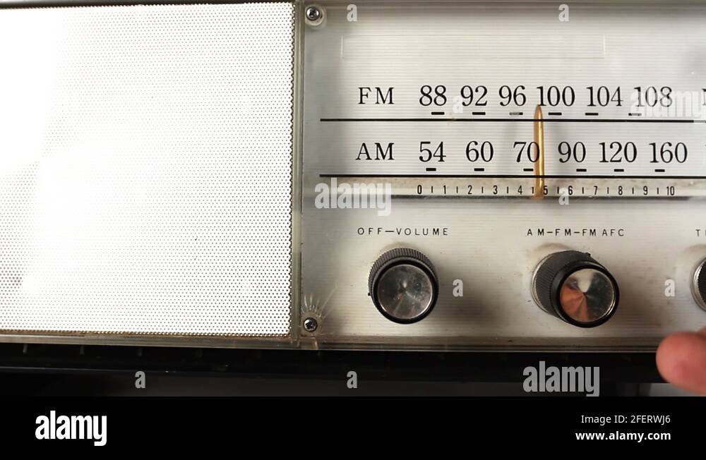 Transmit frequency Stock Videos & Footage - HD and 4K Video Clips - Alamy