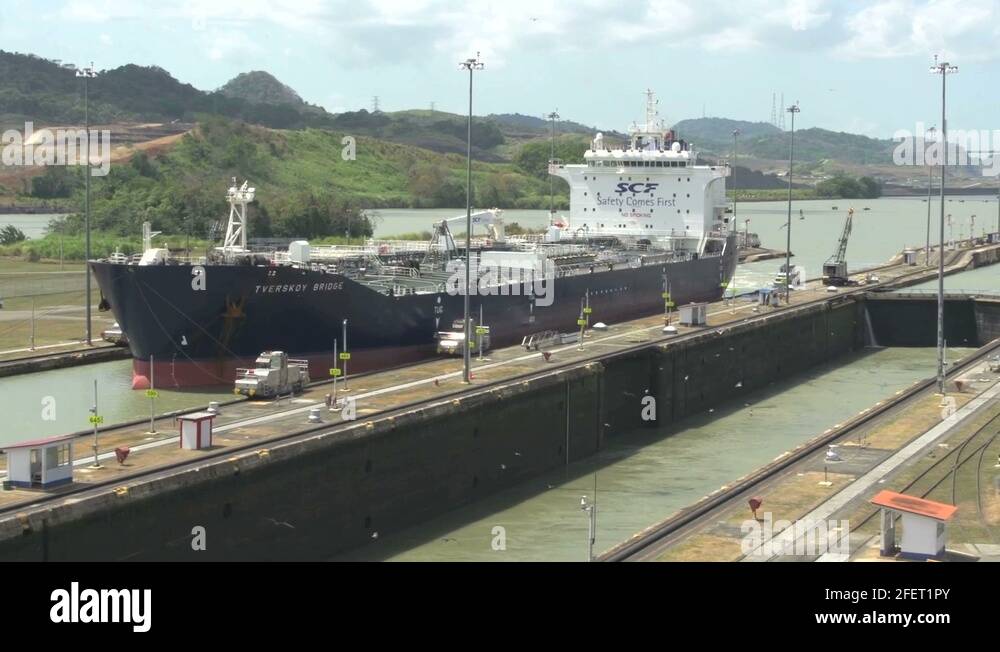 Tanker bridge Stock Videos & Footage - HD and 4K Video Clips - Alamy
