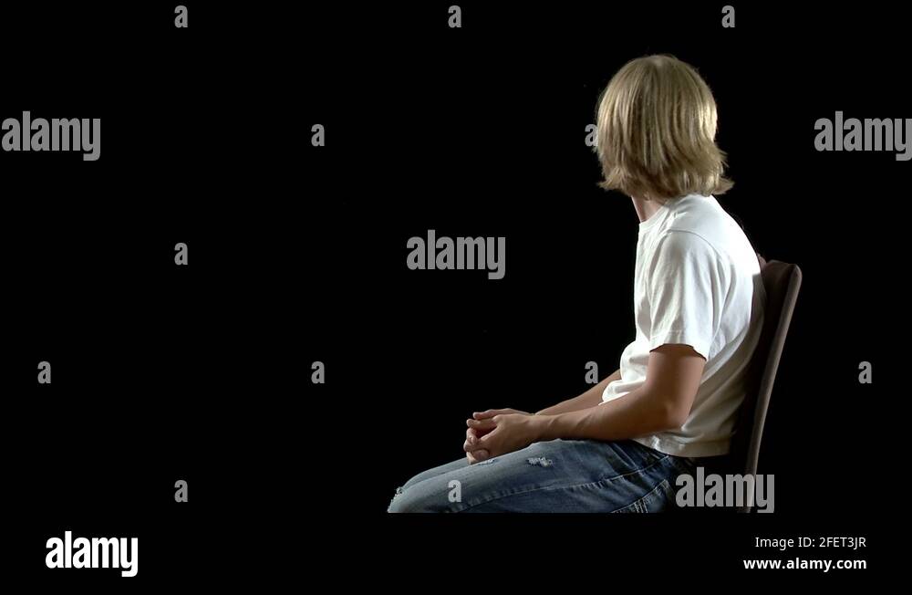 Profile wait waiting Stock Videos & Footage - HD and 4K Video Clips - Alamy