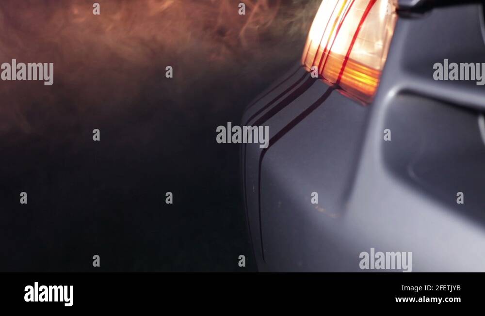 Car fog accident Stock Videos & Footage - HD and 4K Video Clips - Alamy