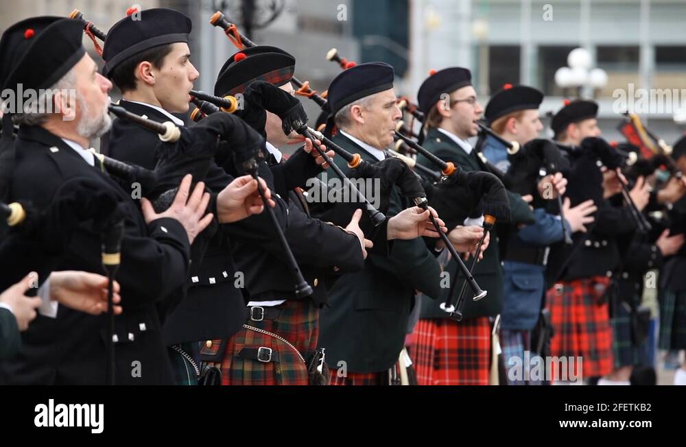 Military pipe band Stock Videos & Footage - HD and 4K Video Clips - Alamy