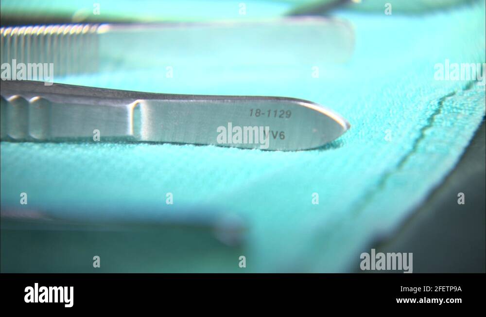 Scalpel tray Stock Videos & Footage - HD and 4K Video Clips - Alamy