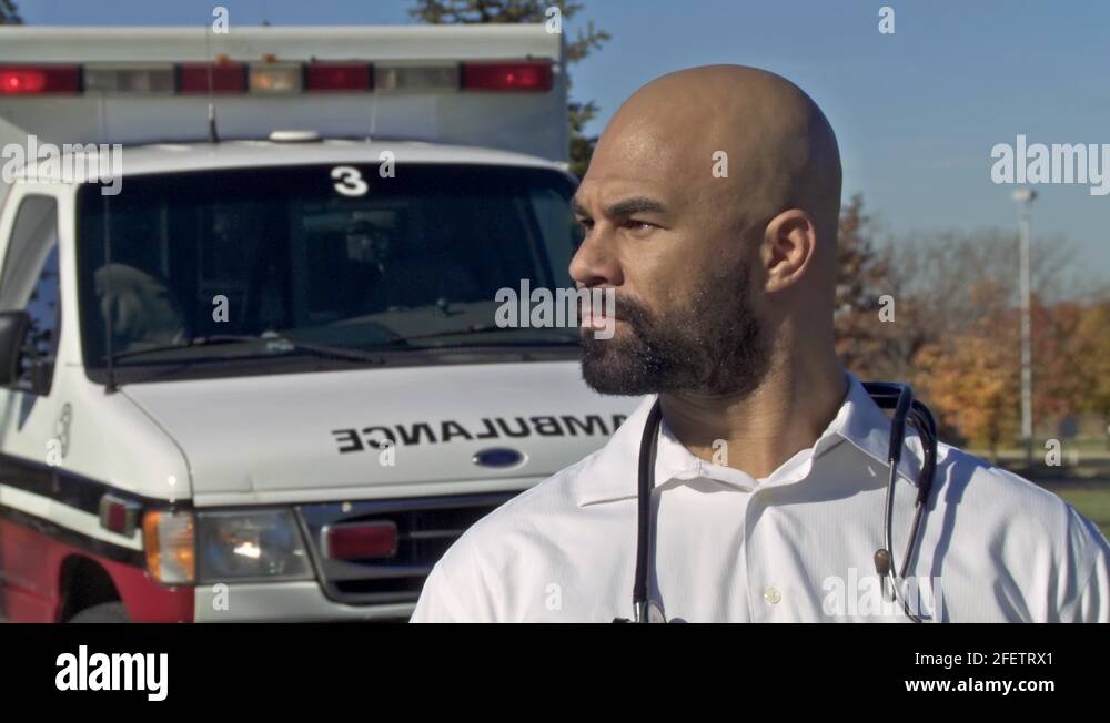 Paramedic portrait Stock Videos & Footage - HD and 4K Video Clips - Alamy