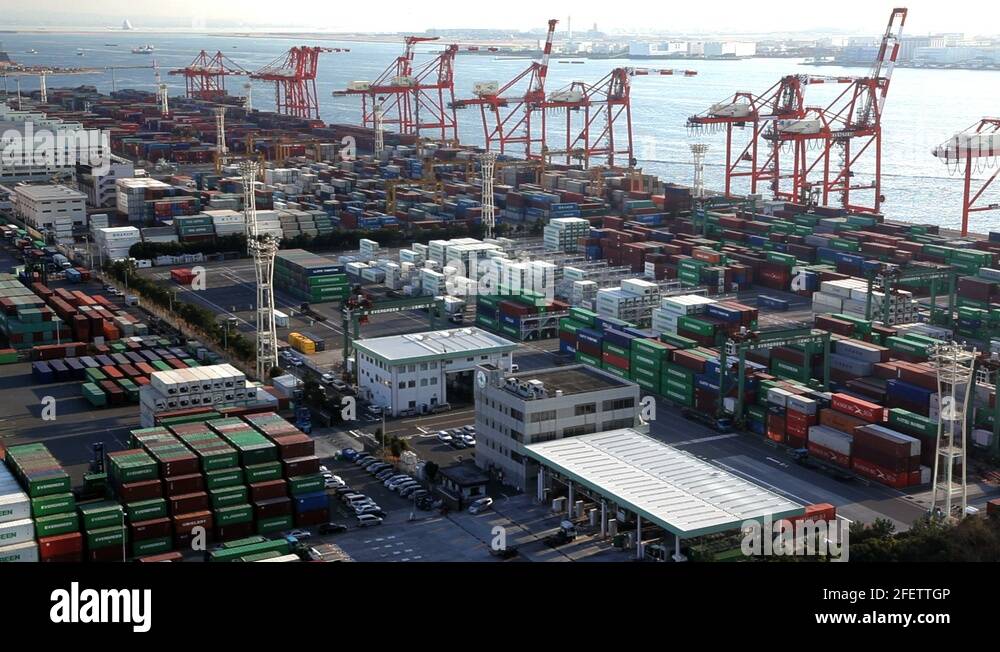 Asia port cargo Stock Videos & Footage - HD and 4K Video Clips - Alamy
