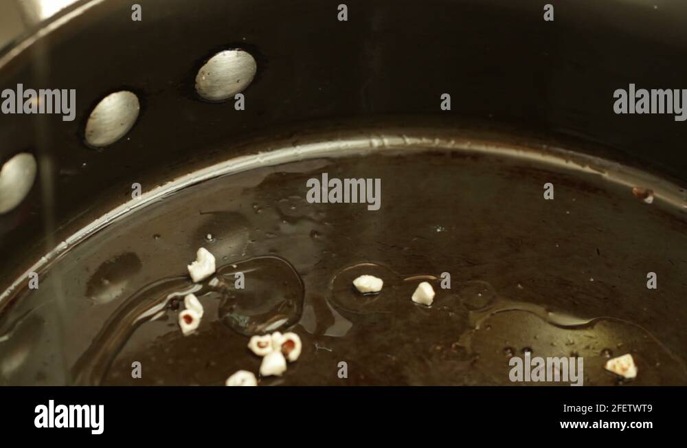 Pan scrubber Stock Videos & Footage - HD and 4K Video Clips - Alamy