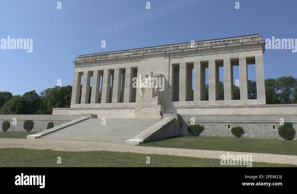 Monument ww1 wwi france Stock Videos & Footage - HD and 4K Video Clips ...