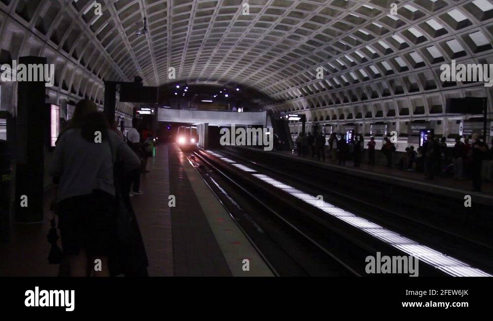 People dc train Stock Videos & Footage - HD and 4K Video Clips - Alamy