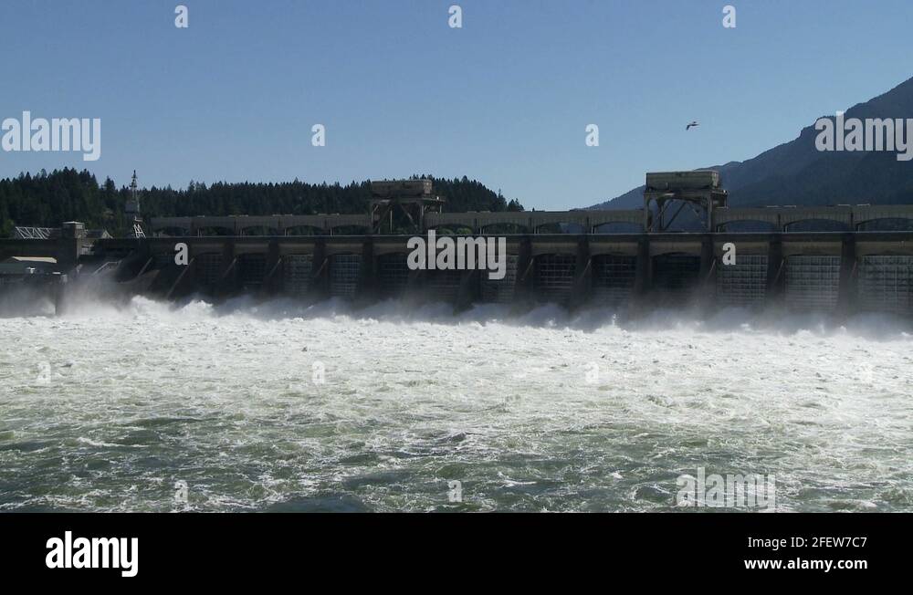 Bonneville dam Stock Videos & Footage - HD and 4K Video Clips - Alamy