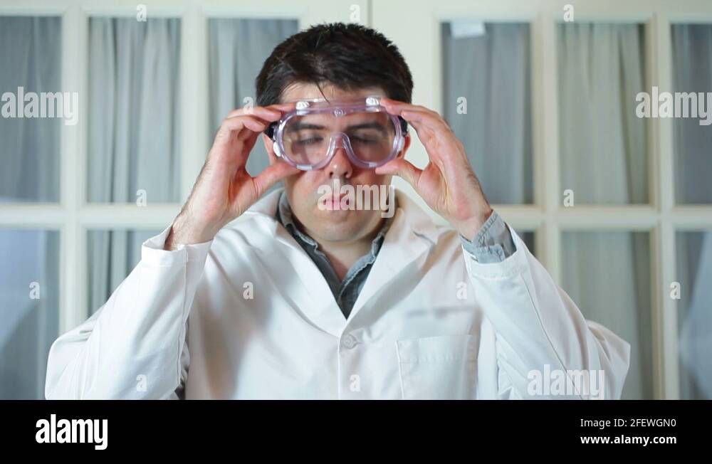 Controlled explosion Stock Videos & Footage - HD and 4K Video Clips - Alamy