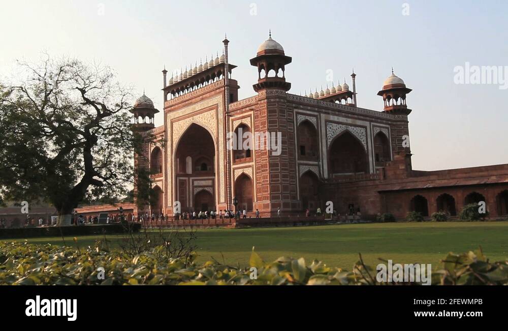 Sandstone gate taj mahal Stock Videos & Footage - HD and 4K Video Clips ...