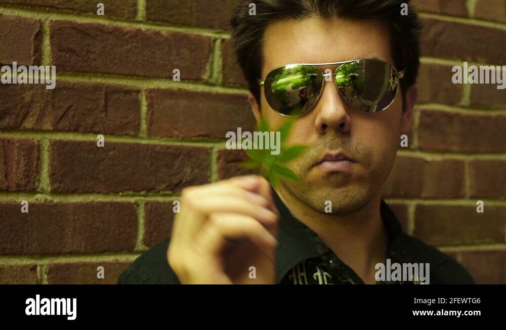 Drug dealer Stock Videos & Footage - HD and 4K Video Clips - Alamy