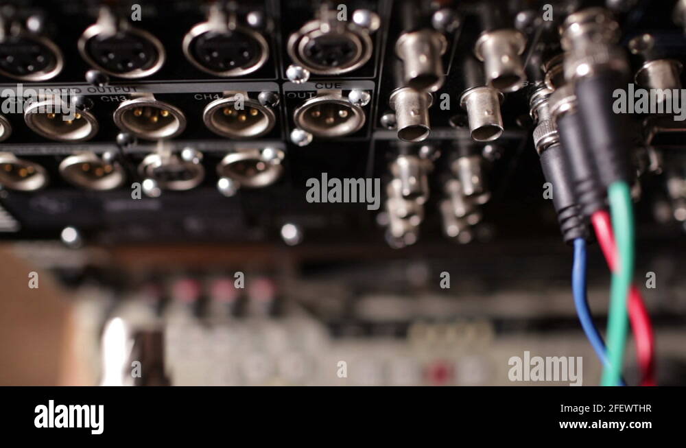 Wire recorder Stock Videos & Footage - HD and 4K Video Clips - Alamy