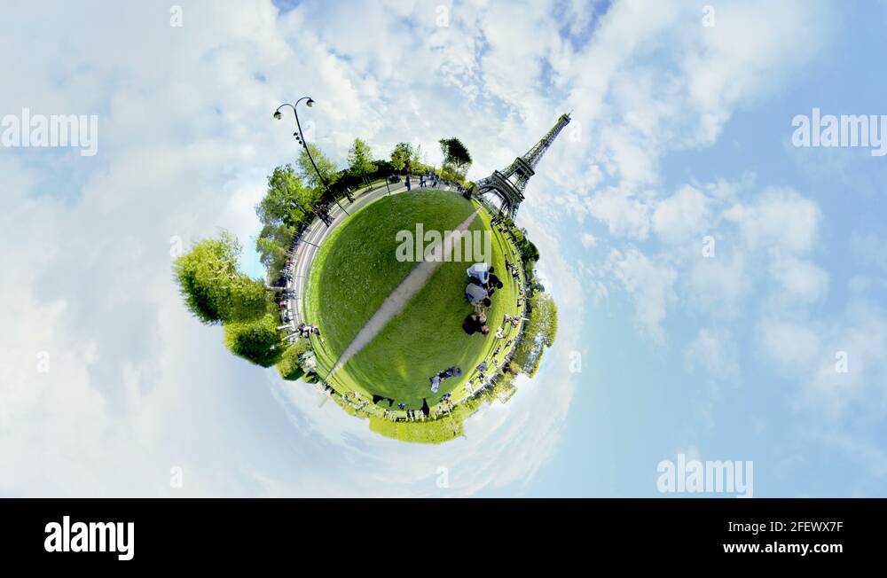 Eiffel tower 360 view Stock Videos & Footage - HD and 4K Video Clips ...