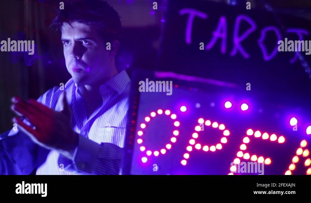 Sideshow sign Stock Videos & Footage - HD and 4K Video Clips - Alamy