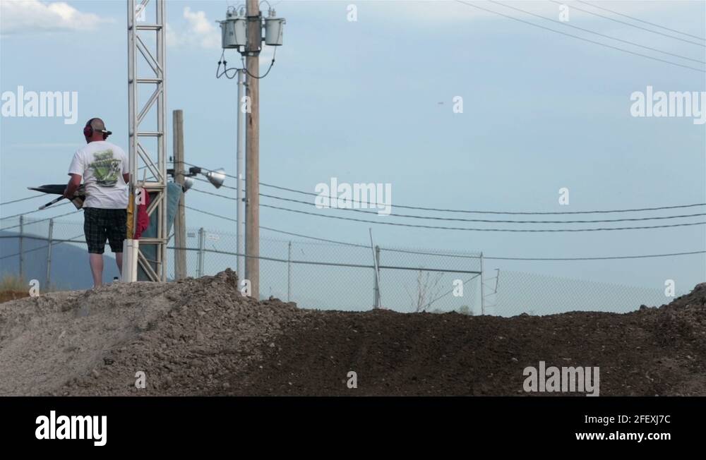 Race to finish Stock Videos & Footage - HD and 4K Video Clips - Alamy