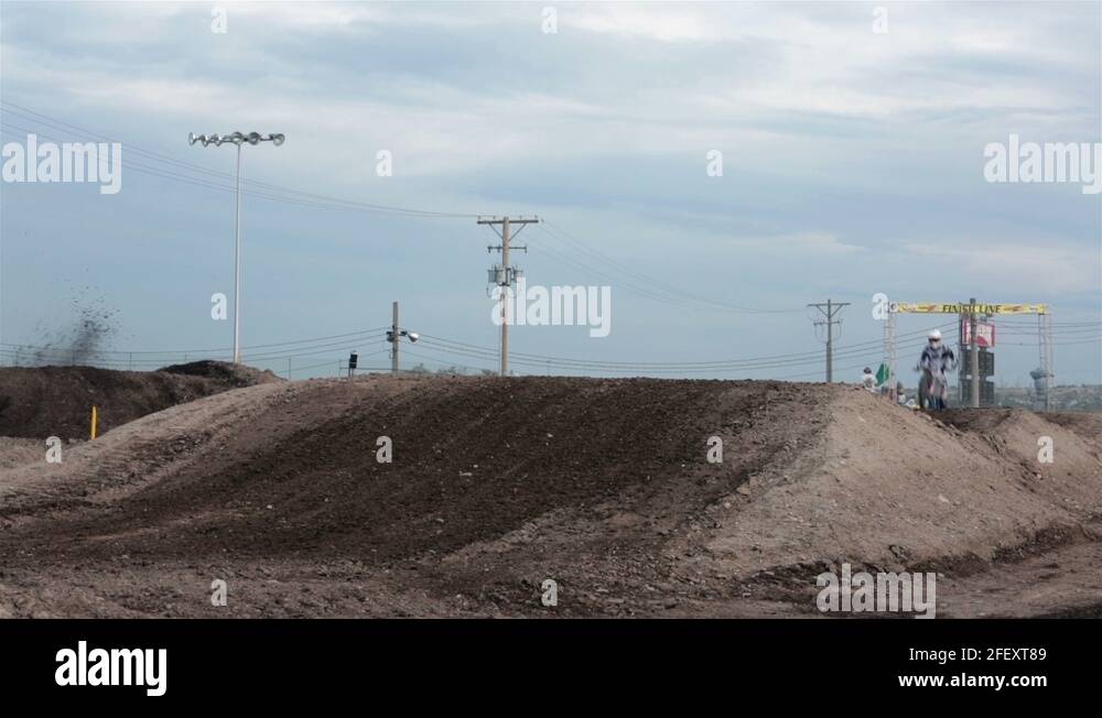 Triple jump Stock Videos & Footage - HD and 4K Video Clips - Alamy