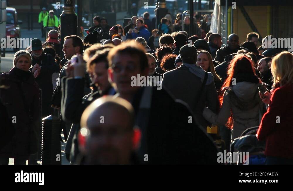 London people walking diversity Stock Videos & Footage - HD and 4K ...