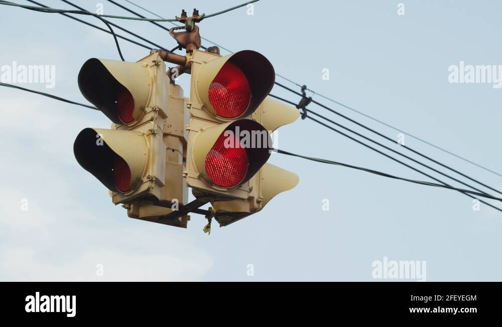 Stop light Stock Videos & Footage - HD and 4K Video Clips - Alamy