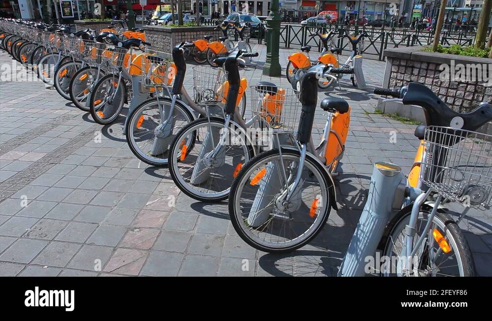 Belgium bicycle Stock Videos & Footage - HD and 4K Video Clips - Alamy