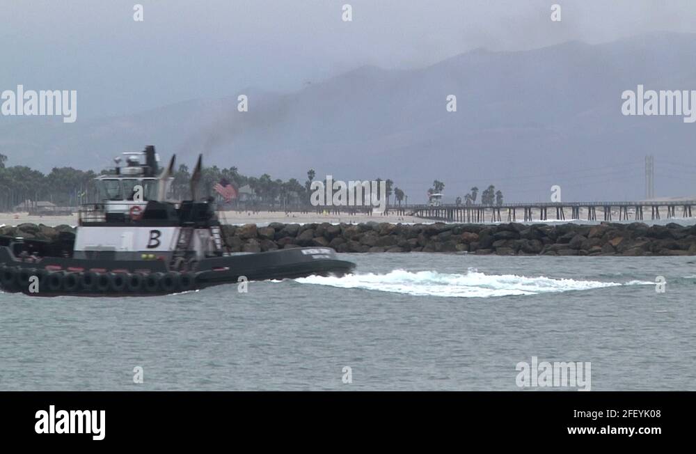 Push boat pull Stock Videos & Footage - HD and 4K Video Clips - Alamy