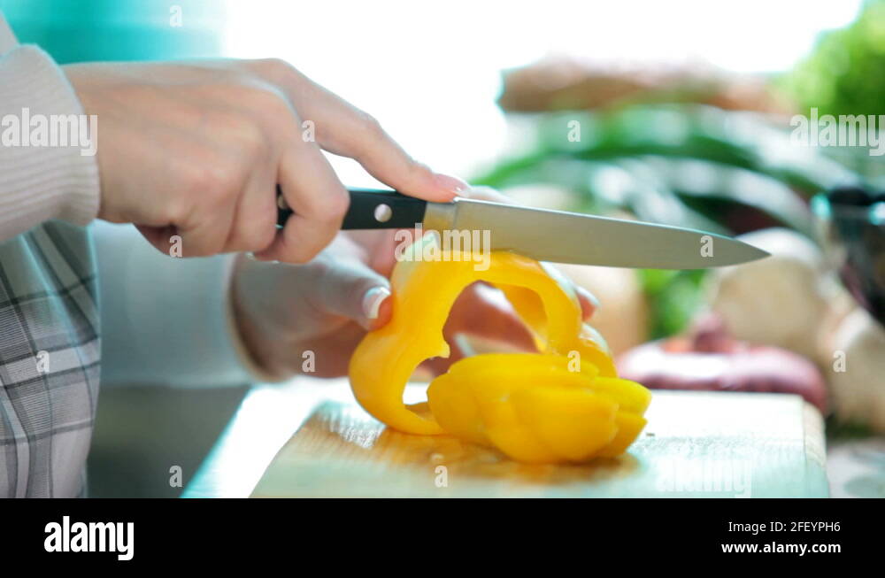 Chopping pepper Stock Videos & Footage - HD and 4K Video Clips - Alamy