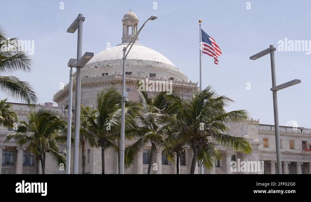 Capitol building with state flag Stock Videos & Footage - HD and 4K ...