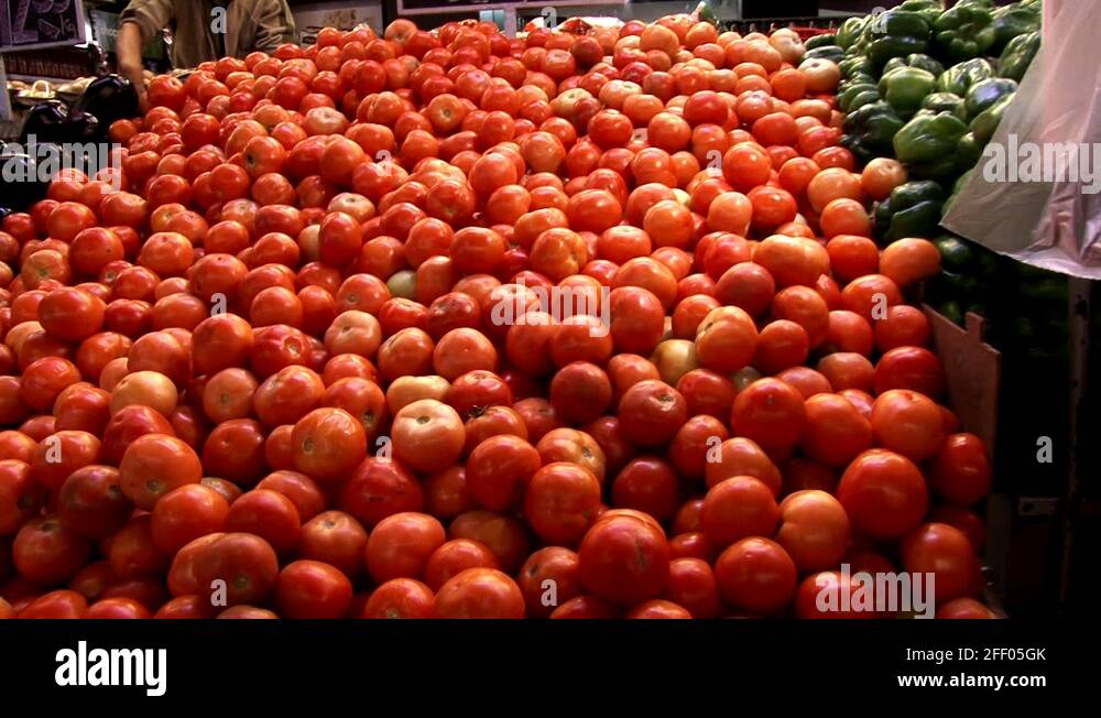 Fruit packer Stock Videos & Footage - HD and 4K Video Clips - Alamy