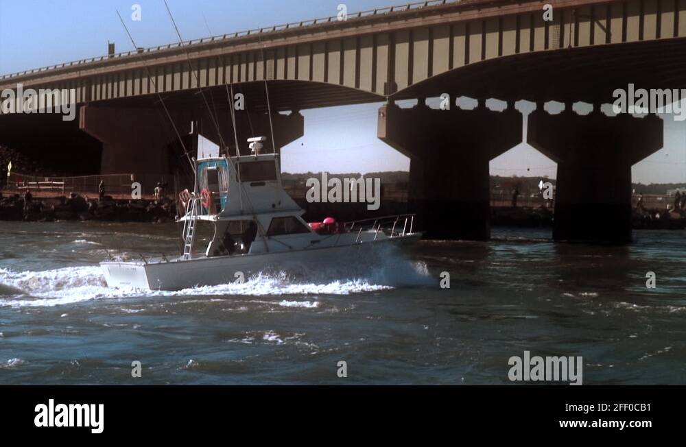 Boat yacht bridge harbour bay harbor sea ocean fishing yaught yachts ...