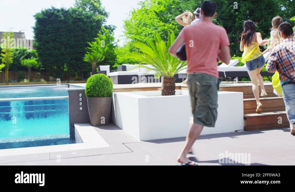 Arrive at home Stock Videos & Footage - HD and 4K Video Clips - Alamy