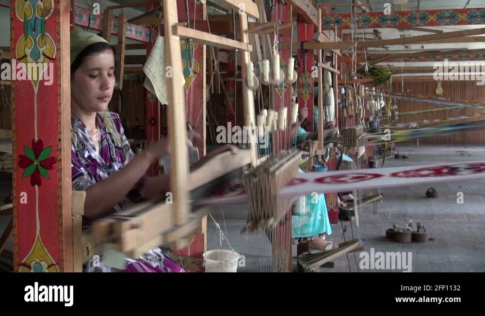 Traditional weaving method Stock Videos & Footage - HD and 4K Video ...