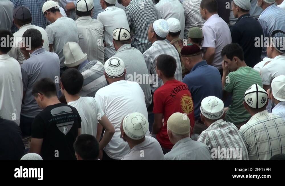 Muslims praying mosque asia Stock Videos & Footage - HD and 4K Video ...