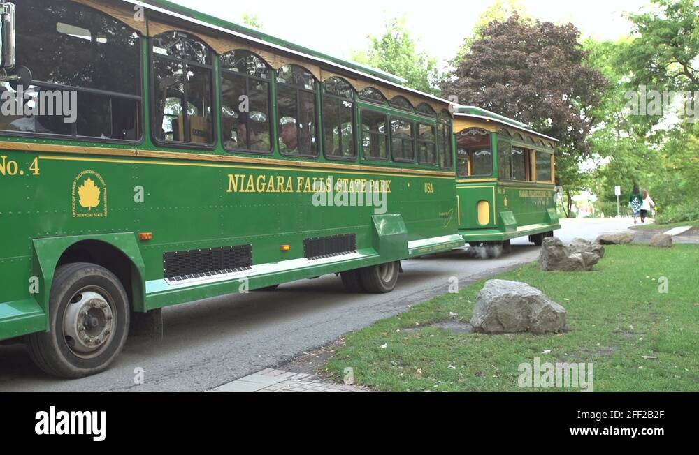 Niagara Falls state park transportation bus Stock Video Footage - Alamy
