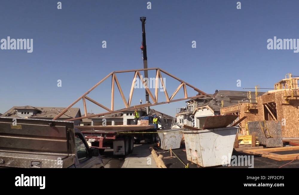 Large trusses Stock Videos & Footage - HD and 4K Video Clips - Alamy