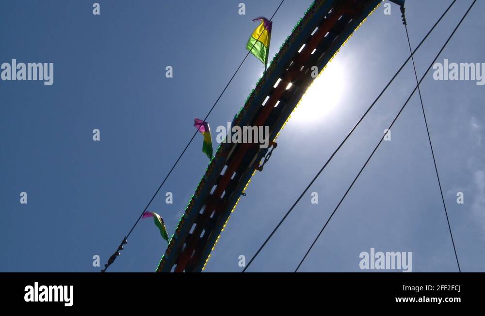 Midway rides Stock Videos & Footage - HD and 4K Video Clips - Alamy