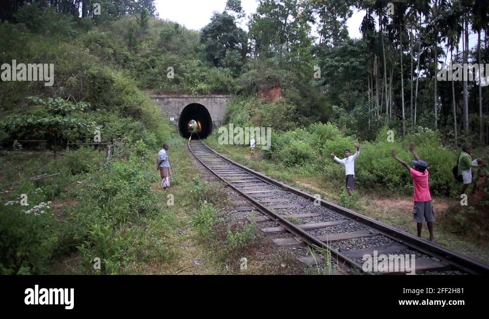 Train exiting tunnel Stock Videos & Footage - HD and 4K Video Clips - Alamy